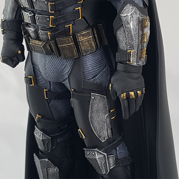 Justice League Movie Tactical Suit Batman Statue (GameStop Exclusive ...