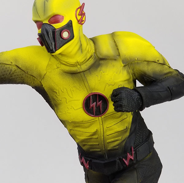 Icon Heroes DC Comics Flash TV Crisis on Earth X Dark Flash Statue